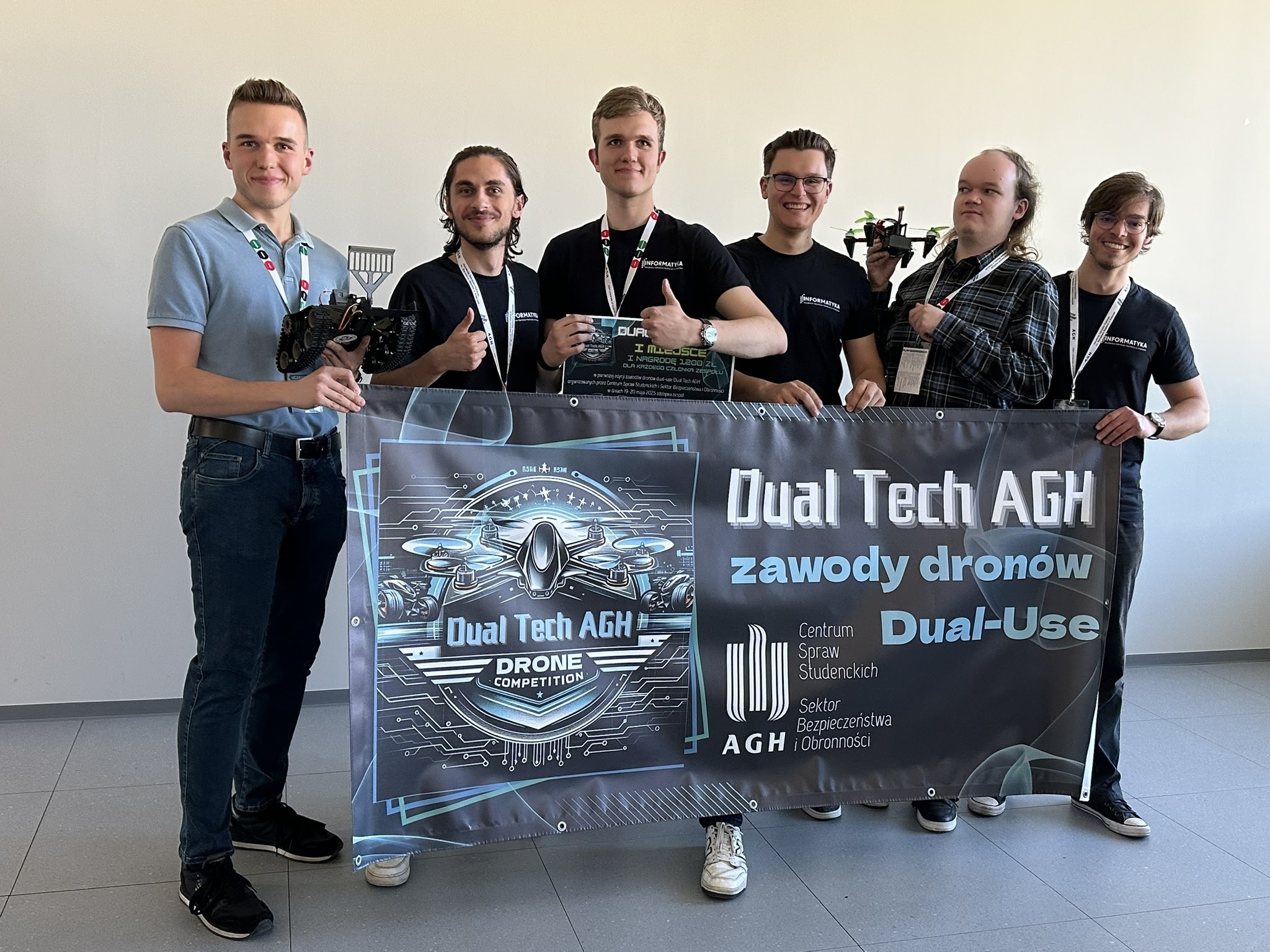 Pierwsze miejsce studentów WI na zawodach dronowych Dual Tech AGH ...